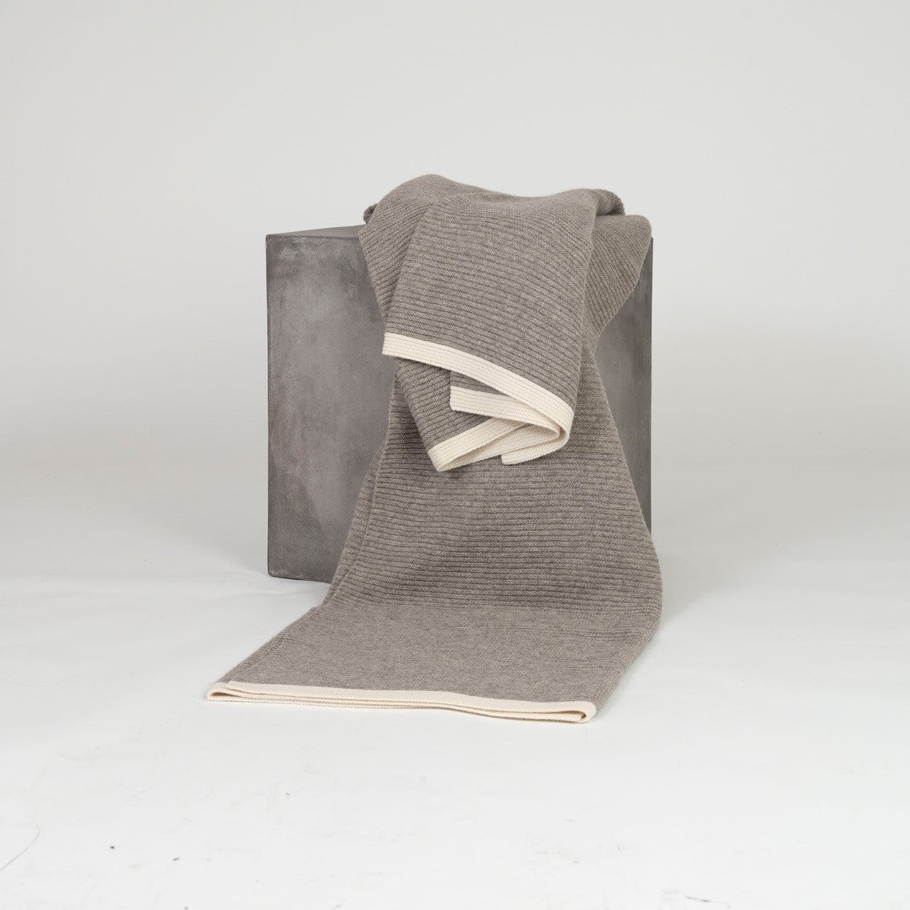Platinum & White Ribbed Knit Yak Down Throw - Hangai Mountain Textiles